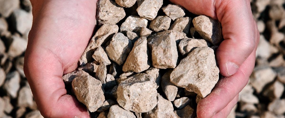 Analysering av steinmaterialer | Veiteknisk institutt